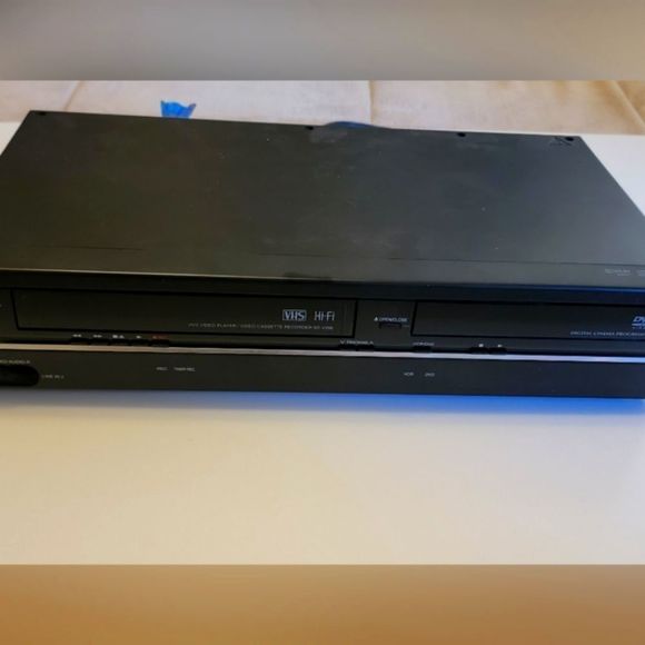 Toshiba | Other | Y2k Toshibadvdvcrcombo Player | Poshmark